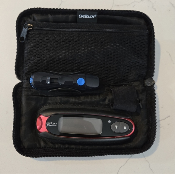 one touch | Other | One Touch Ultra Mini Blood Glucose Meter With ...